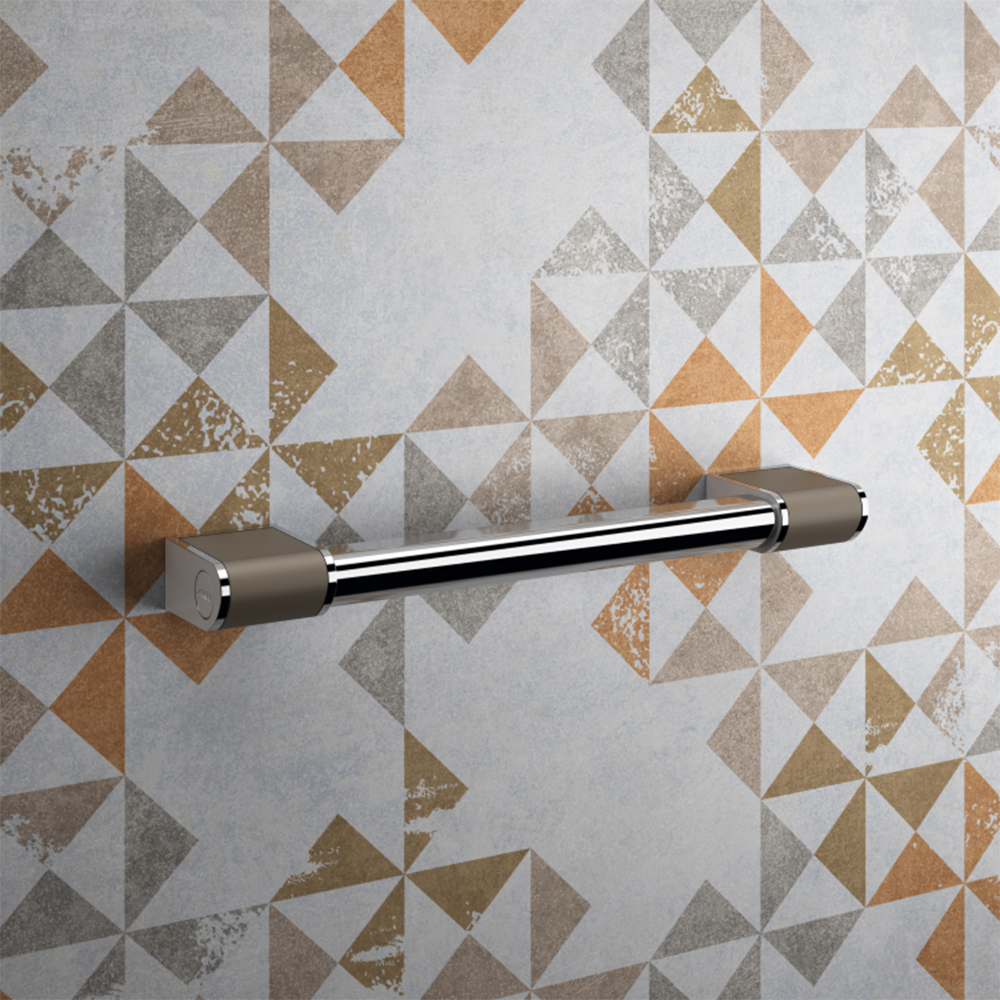 Onyx 2 135° Angled Grab Rail - AKW